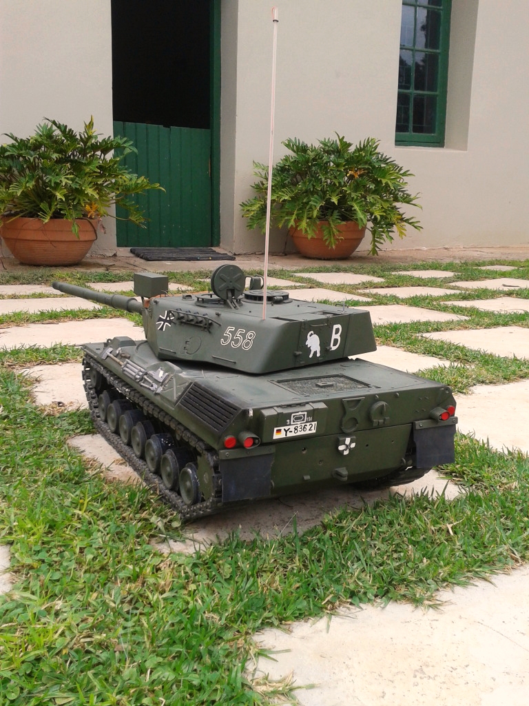 LEOPARD 1A4 Tank Scratch built 1/12 scale - RCU Forums